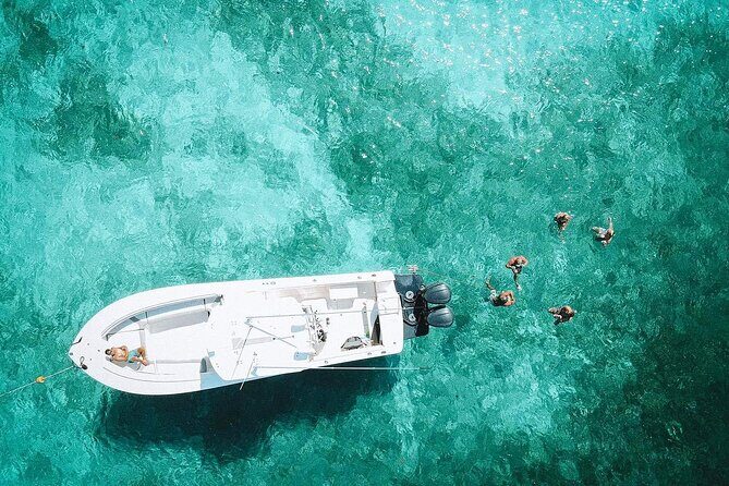 Private Full Day Boat Charter around St Thomas and St John - Key Points