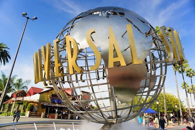 Private Full Day L.A Suburbs and Attractions from Los Angeles -Pick Up included - Exploring LA in Comfort and Style: A Deep Dive into the Private Full Day Suburbs and Attractions Tour