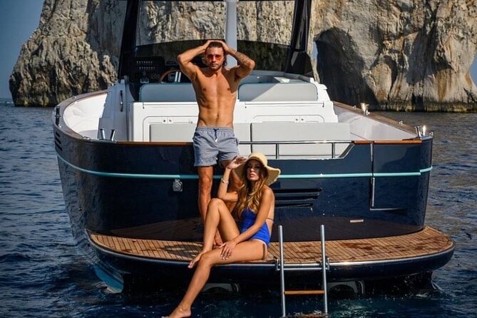 Private Full-Day Luxury Boat Tour to Capri From Amalfi Coast - Onboard Amenities and Services