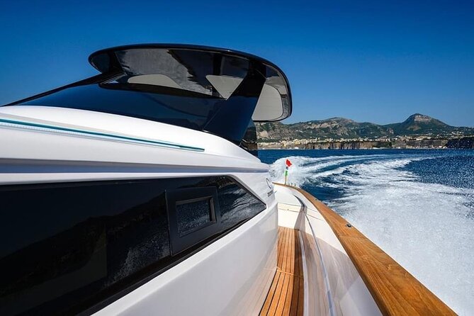 Private Full-Day Luxury Boat Tour to Capri From Amalfi Coast - Meeting Points and Pickup Information