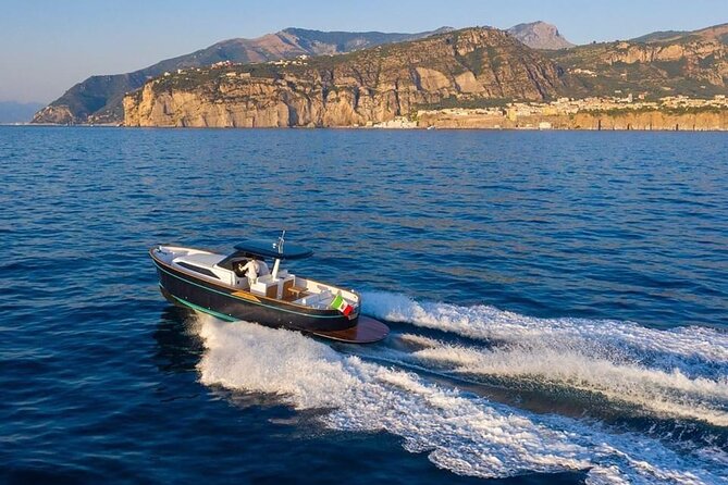 Private Full-Day Luxury Boat Tour to Capri From Amalfi Coast - Customer Reviews and Ratings