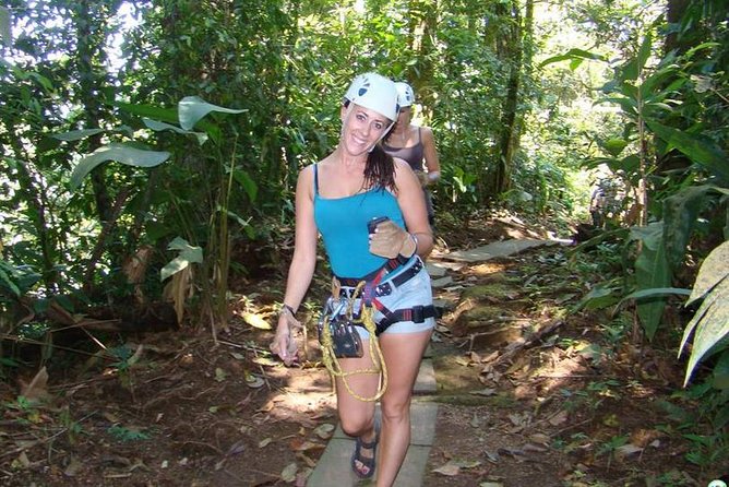 Private Full-Day Mindo Cloud Forest,Butterfly Farm, Chocolate Tour Bird Watching - Guide Experience and Customer Feedback