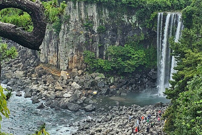Private Full-day Package Tour - South & East of jeju island - Starting Point: Oedolgae and Its Unique Charm
