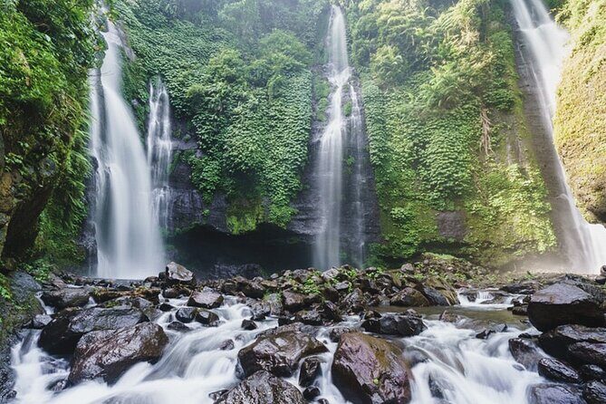 Private Full-Day Sekumpul Waterfall Hiking Tour - Authentic Encounters and Hidden Details