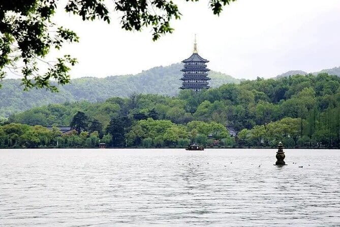 Private Full-Day Shanghai Sunset Tour with Temple and Dinner - Who is This Tour Best For?