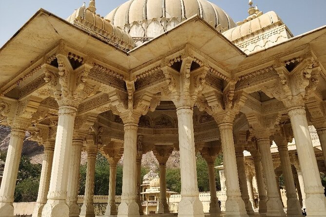Private Full-Day Sightseeing Tour of Jaipurs Heritage by Car - What Sets This Tour Apart: Strengths and Considerations