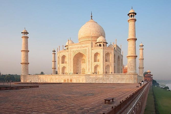 Private Full-Day Taj Mahal Tour from Delhi with Entrance & Lunch - The Itinerary in Detail: What to Expect