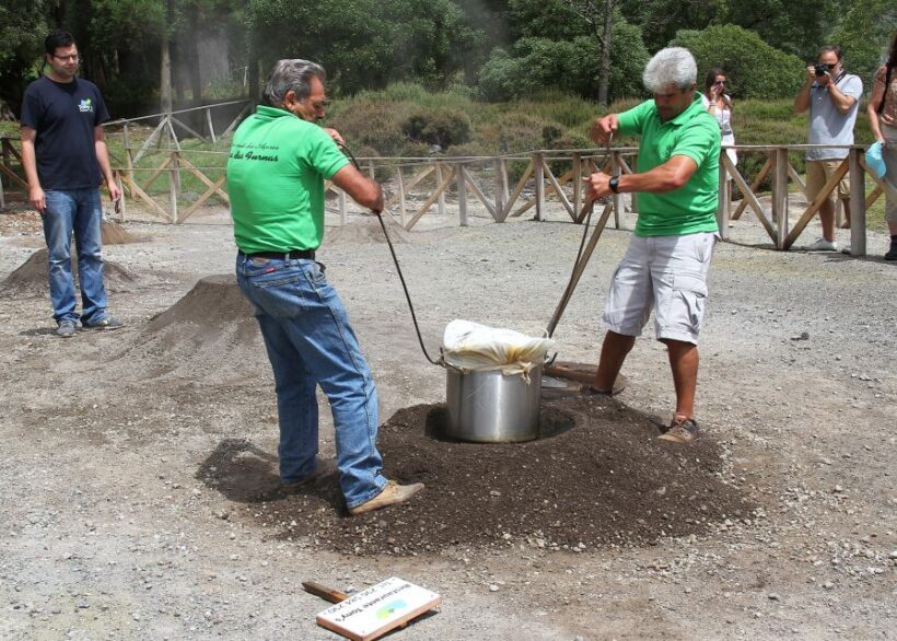Private Full-Day Tour CUSTOMIZED - An In-Depth Look at the São Miguel Private Tour