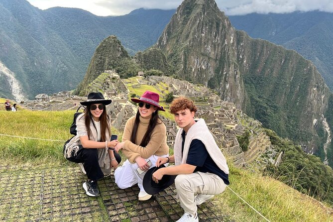 Private Full Day Tour in Machu Picchu - Meeting and Pickup Information
