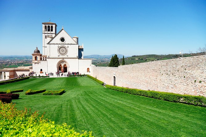 Private Full-Day Tour of Assisi and Cortona From Florence - Itinerary and Activities