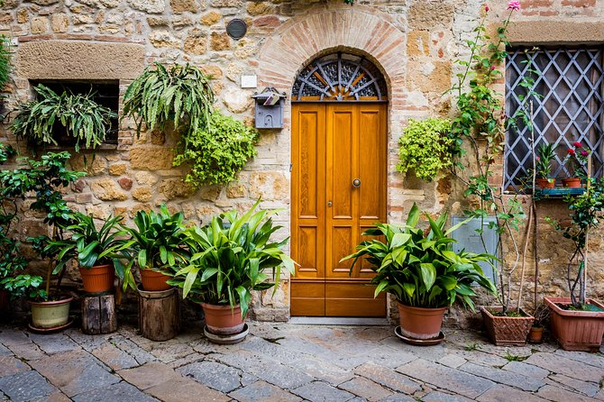 Private Full-Day Tour of Assisi and Cortona From Florence - Transportation and Comfort