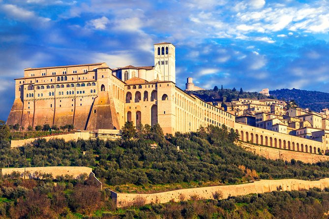 Private Full-Day Tour of Assisi and Cortona From Florence - Discovering the Basilica Di San Francesco