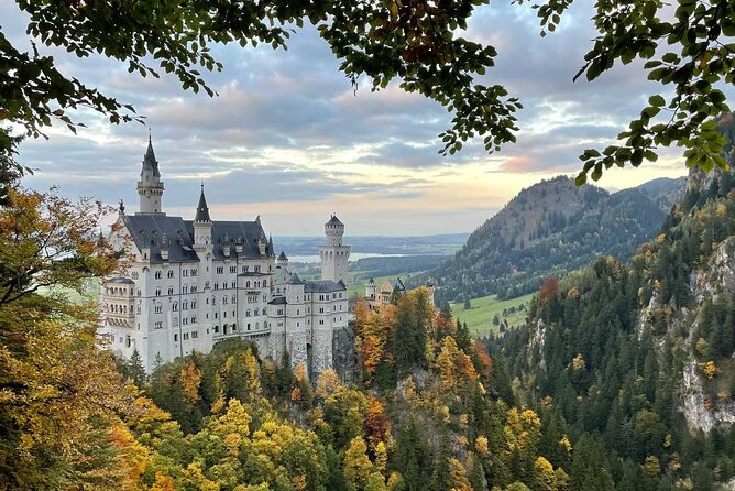 Private Full-Day Tour of Neuschwanstein Castle From Innsbruck - Crossing the Alps and Viewing Zugspitze