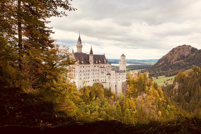 Private Full-Day Tour of Neuschwanstein Castle From Innsbruck - Exploring Blindsee Lake