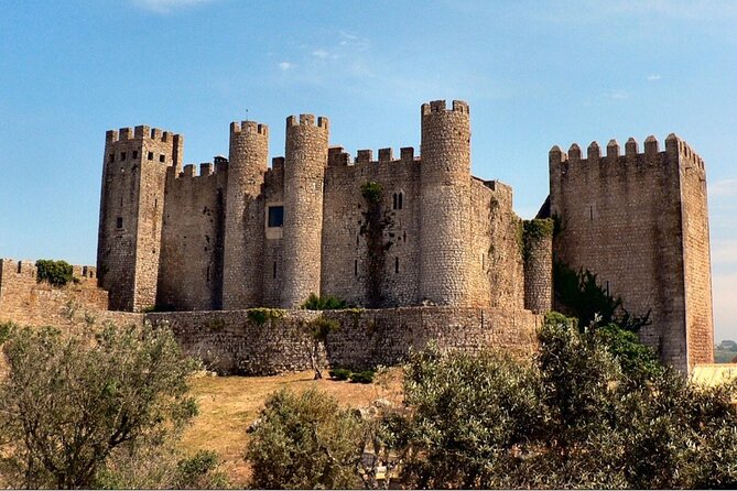 Private Full Day Tour of Óbidos, Nazaré and Batalha - Exploring Batalha