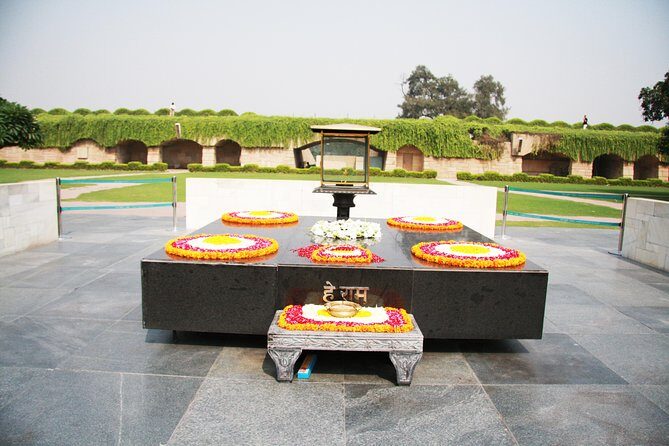 Private Full-Day Tour of Old and New Delhi - Who Should Consider This Tour?