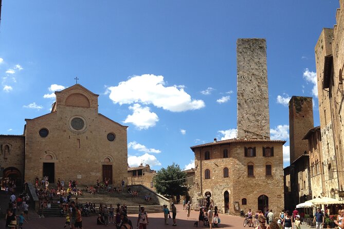 PRIVATE Full-Day Tour of San Gimignano and Volterra - Key Points