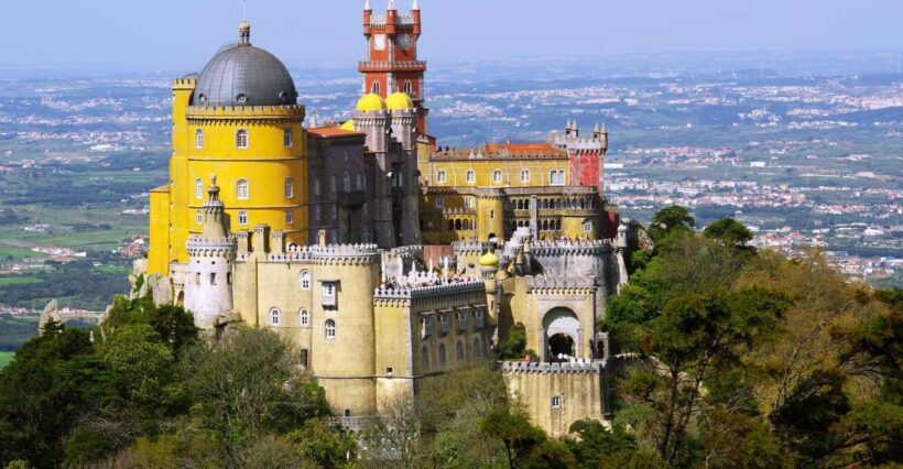 Private Full Day Tour: Sintra, Queluz, Cabo da Roca, Cascais - Discovering Sintra: A Fairy-Tale Setting