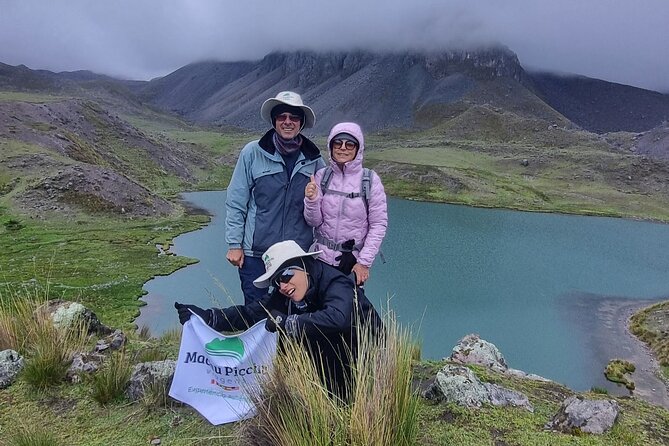 Private Full-Day Tour to Ausangate 7 Lakes - Exploring the Ausangate 7 Lakes