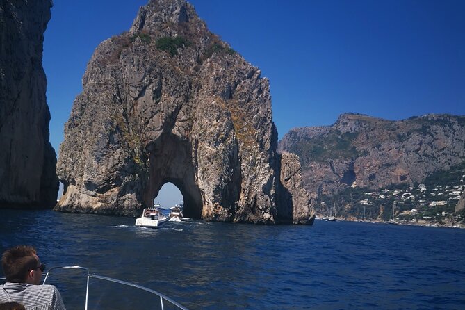 Private full day tour to Capri to see the highlights - FAQs
