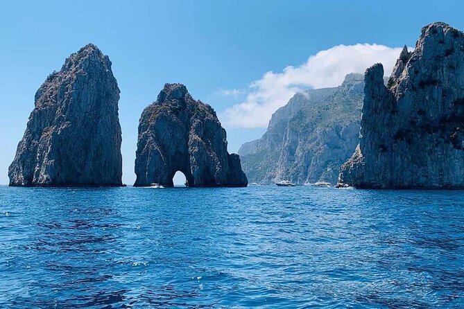 Private full day tour to Capri with grottos - FAQ