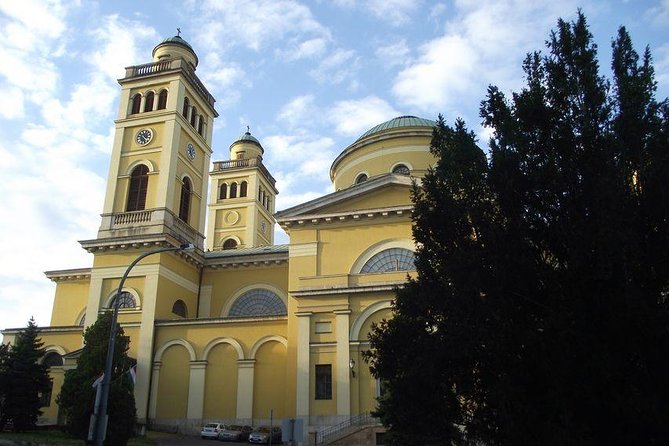 Private Full Day Tour to Eger - History, Culture and Wine - Egerszalók: Natural Thermal Wonders