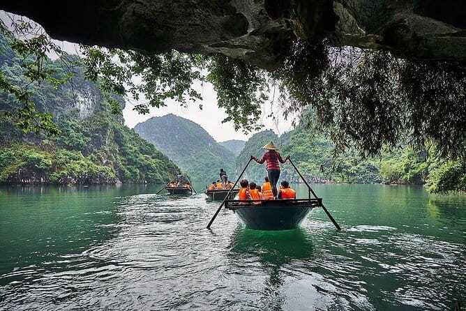 Private Full-Day Tour to Halong Bay from Hanoi - What’s Included and What’s Not