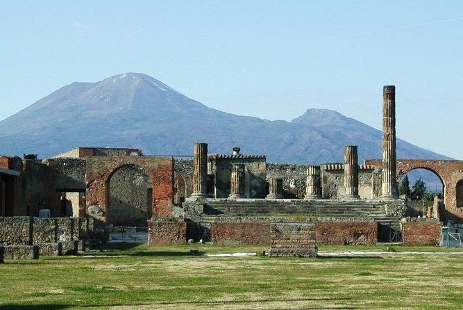 Private Full Day Tour to Pompeii Amalfi Coast and Ravello - Pickup Information and Location