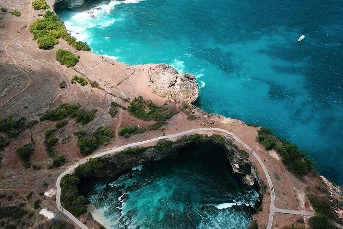 Private Full Day Tour to Visit the Best Places in West Nusa Penida Island - Practical Considerations
