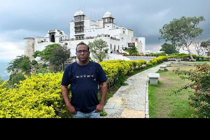 Private Full-Day Tour Udaipur City Sightseeing By Car - Jag Mandir and Lake Pichola