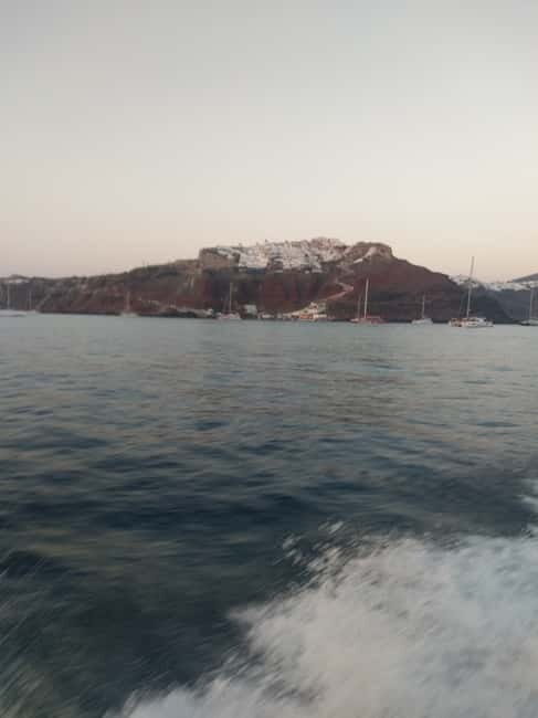 Private, fully customizable cruise in Santorini's caldera - Who Will Love This Tour?