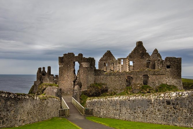 Private Giants Causeway and Antrim Coast Tour - Customer Experiences and Feedback