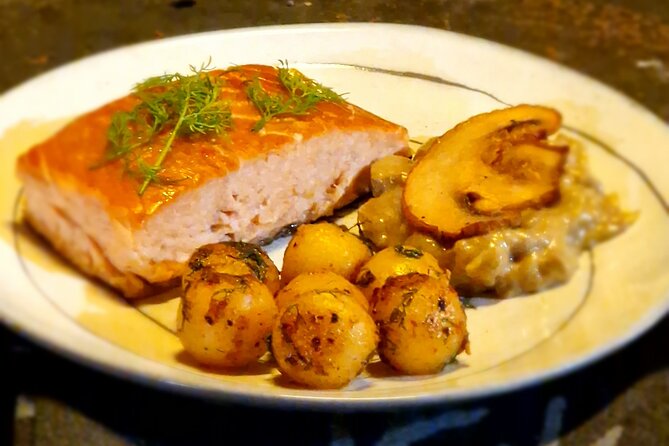 Private Glass Igloo Dinner on the Shore of Frozen Lake - Practical Information: Booking, Pricing, and Accessibility