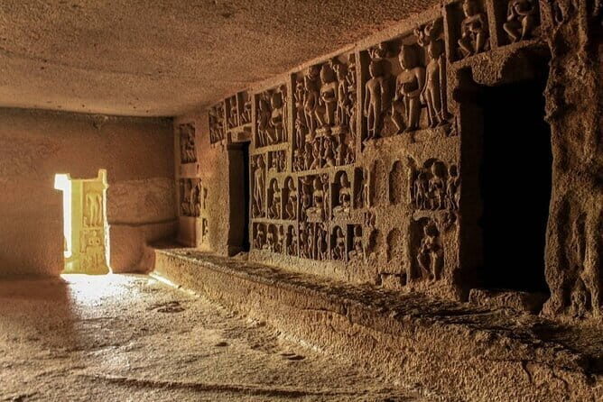 Private Global Pagoda tour with Kanheri Buddhist Caves Tour - Key Points