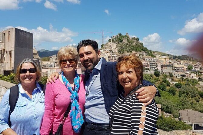 Private Godfather and Taormina Boat Tour with Appetizer and Pasta - Practical Details and Tips