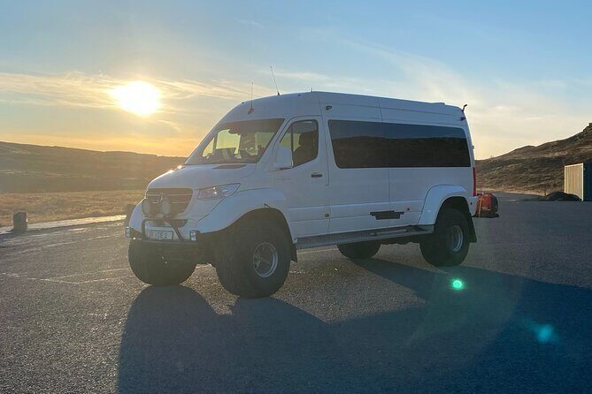 Private Golden circle and glacier super jeep tour from Reykjavik - FAQ
