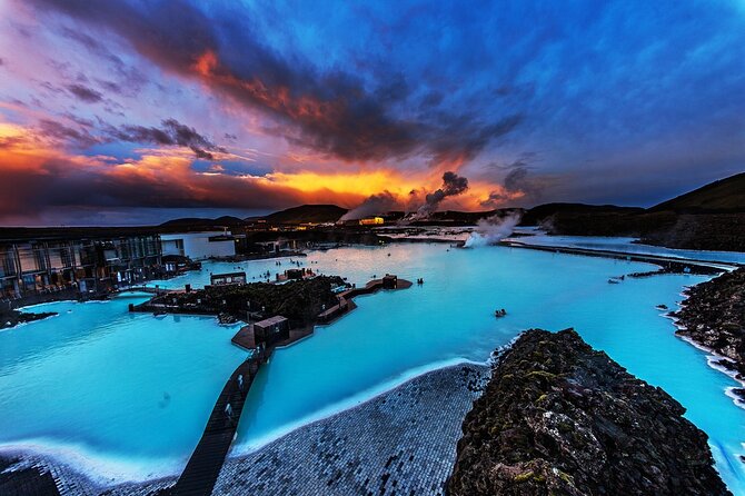 Private Golden Circle & Blue Lagoon Tour - Visiting the Blue Lagoon