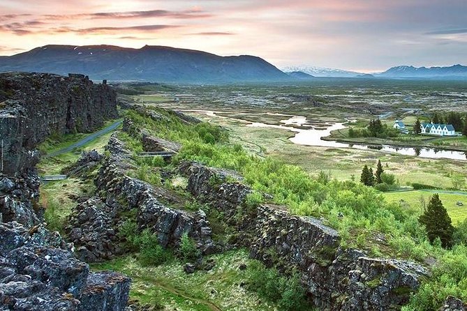 Private Golden Circle Tour From Reykjavik - Traveler Reviews and Feedback