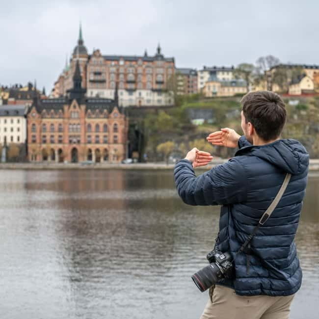 Private Golden Hour Photo Walk in Stockholm - FAQs