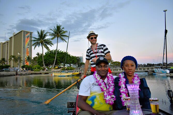 Private Gondola Cruise in Waikiki with Drinks and Pastry - Deep Dive into the Details