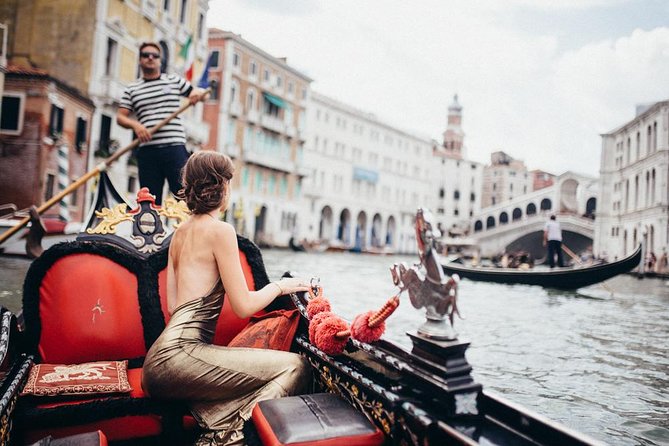 Private Gondola Ride and Photo Session in Venice. - Accessibility and Policies