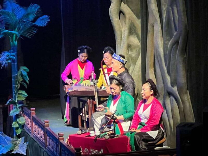 Private: Gourmet Adventure & Mesmerizing Water Puppet Show - Key Points