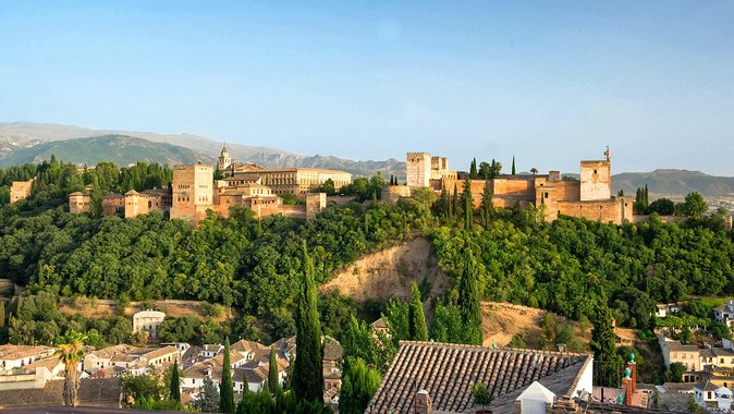 Private Granada Day Trip including Alhambra and Generalife from Seville - Key Points