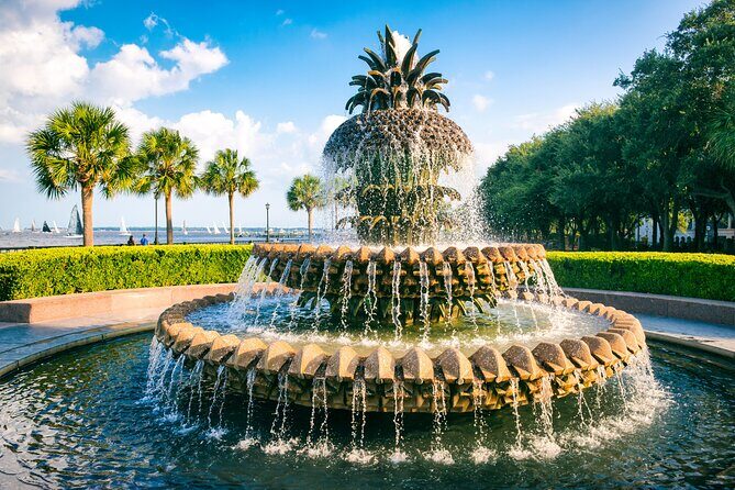 PRIVATE GROUP! Charm of Charleston History and Sights Tour - Waterfront Park and the Pineapple Fountain: Symbols of Hospitality