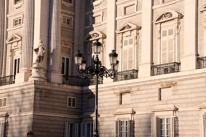 Private Group Walking Tour: Secrets of Madrid - Customer Reviews and Experiences