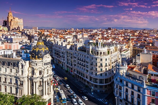 Private Group Walking Tour: Secrets of Madrid - Exploring Madrids Iconic Landmarks
