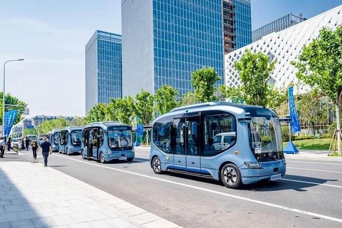 Private Guangzhou High-Tech Tour AI Robot Auto Drive Bus and More - Key Points