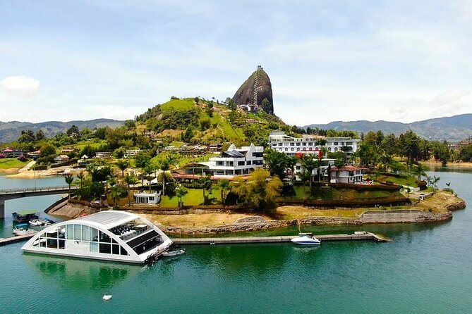 (Private Guatapé) Mansion Pablo Escobar+Paintball+Cuatrimoto+Boat - Key Points