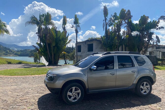 (Private Guatapé) Mansion Pablo Escobar+Paintball+Cuatrimoto+Boat - Logistics and Booking Information