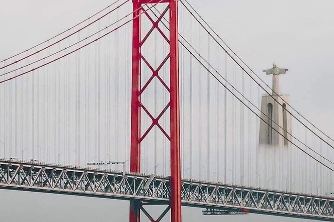 Private Guided 8 hours Tour in Lisbon - Key Points